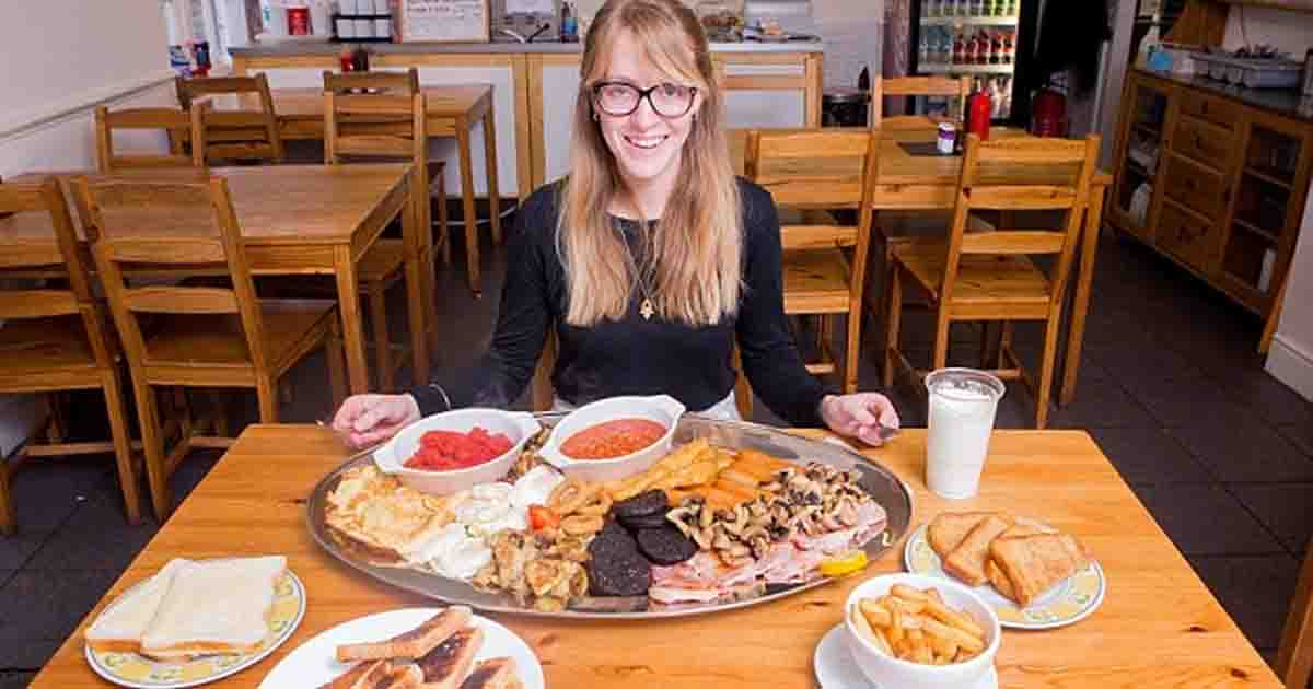 You think you can eat? Try this 59-item and 8000 calorie platter ...