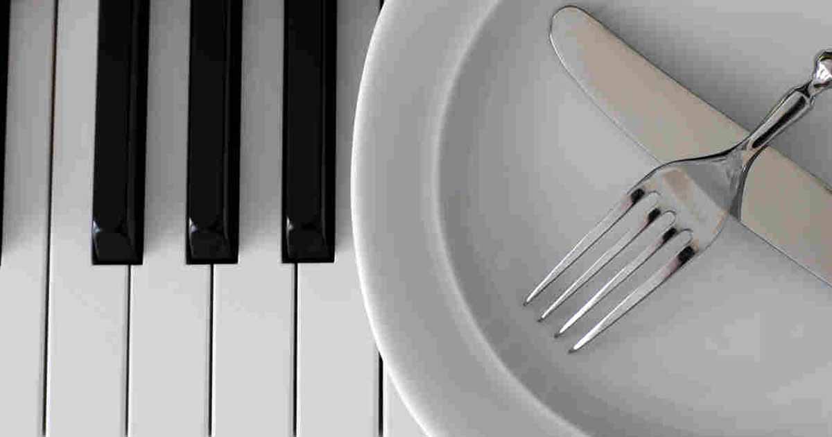 10 Songs That’ll Have You Dancing Towards the Kitchen