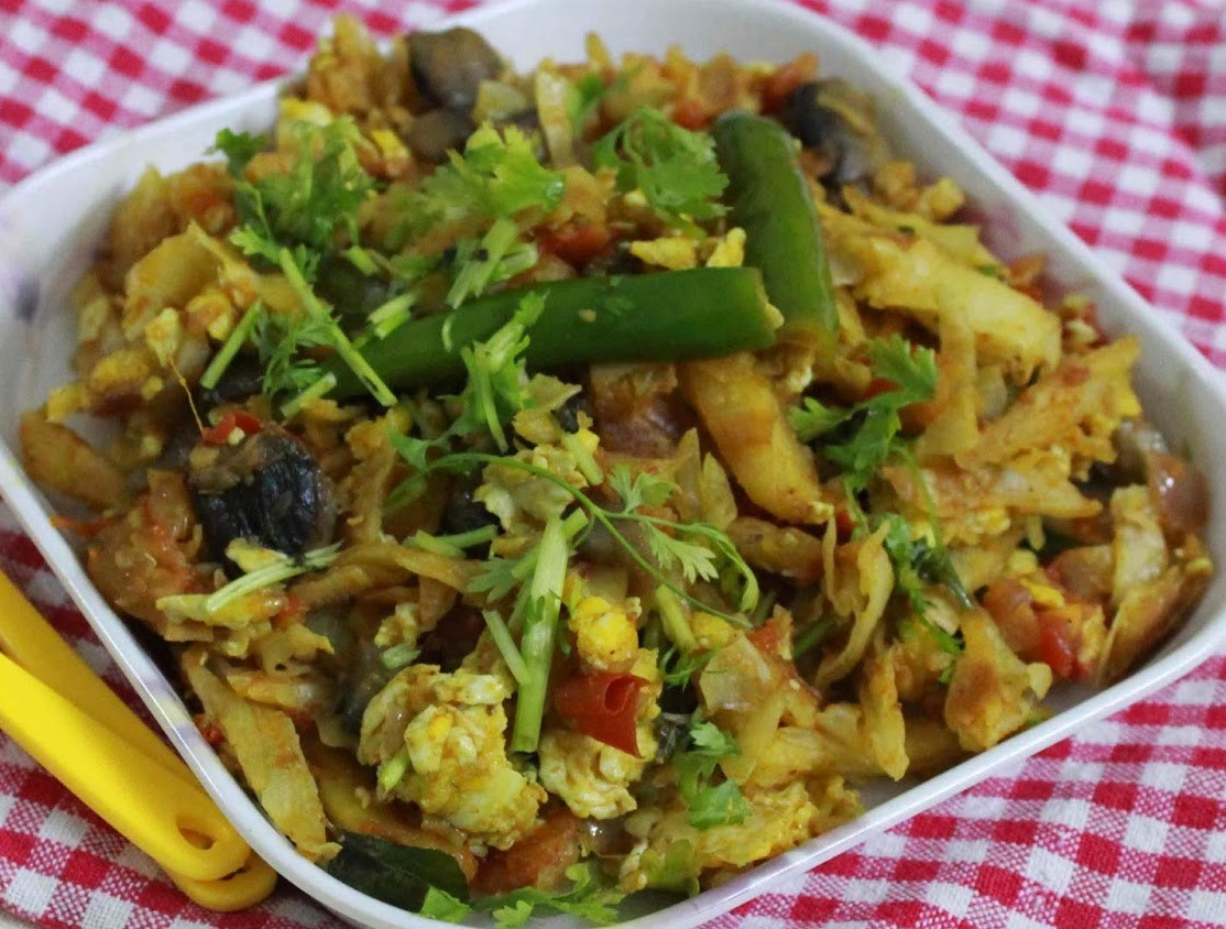 Mushroom Kothu Parotta Recipe | Veg Kothu Parotta Recipe