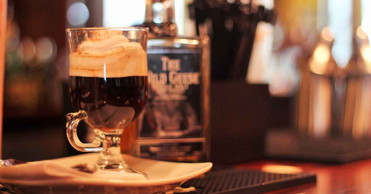 6 Cocktails that are (Over the) Moon and Sixpence