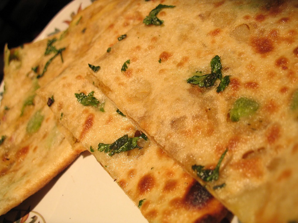 Stuffed Cheese Paratha Recipe | Cheese Paratha Recipe | HungryForever