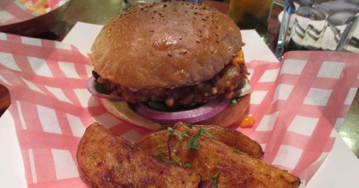 Indigo Deli Celebrates A Decadent Decade: When Gourmet Meets the Food Truck