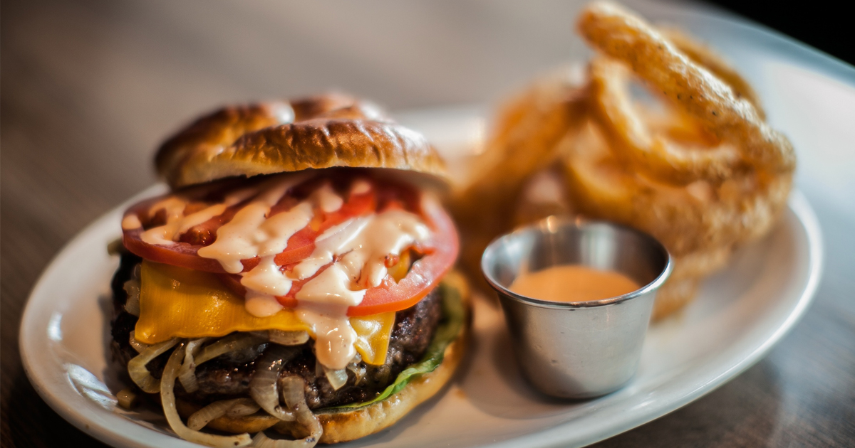 10 Downright Outrageous Fast Food Items That You Just Can't Get Enough ...