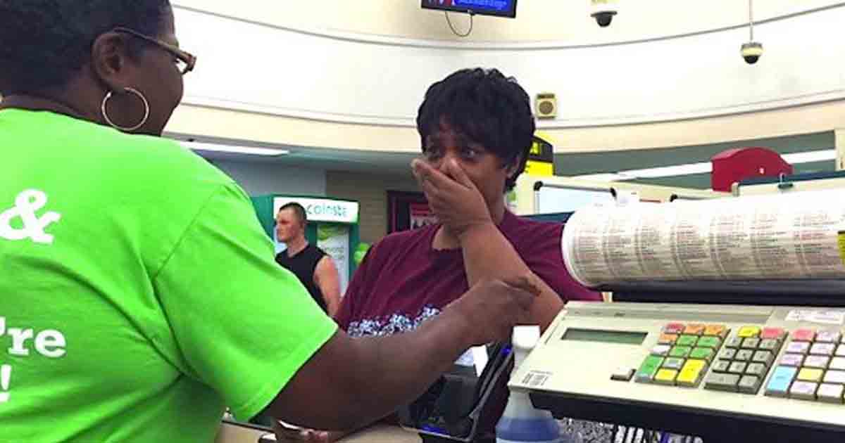 Watch A Heart Warming Video Of A Man Who Pays For Strangers Groceries