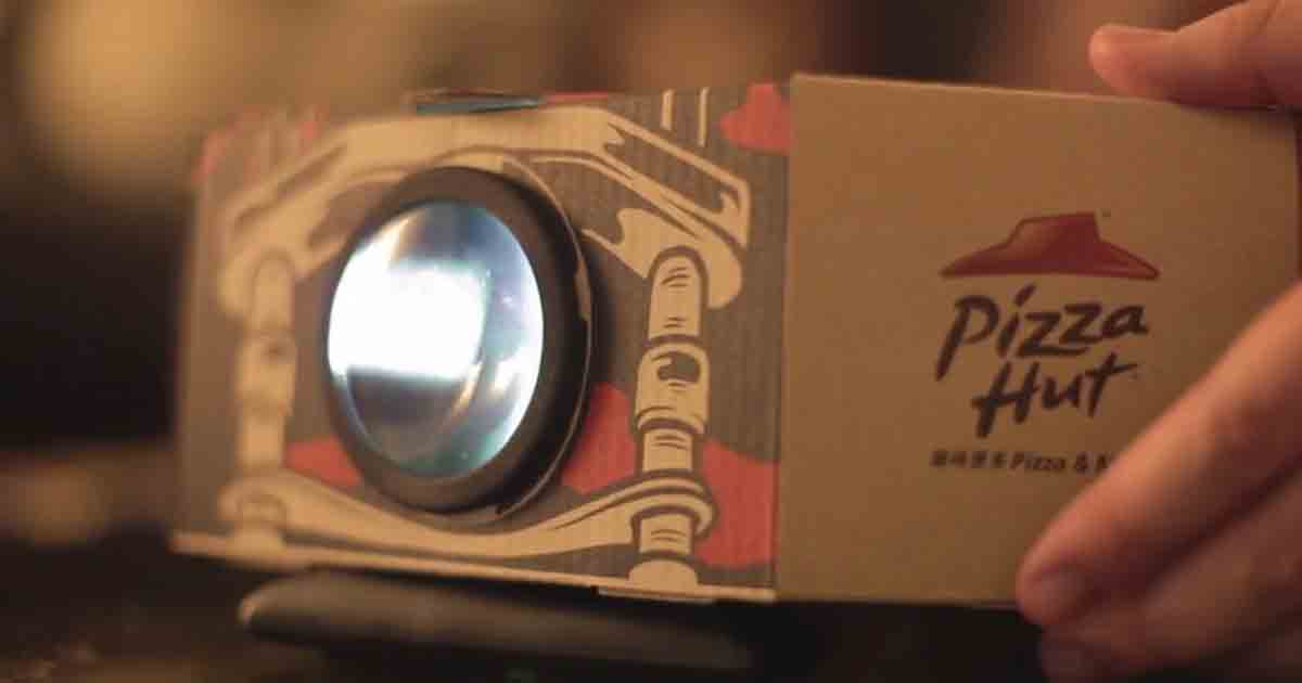 Pizza Hut's New Box Plays Movie is the best invention ever!