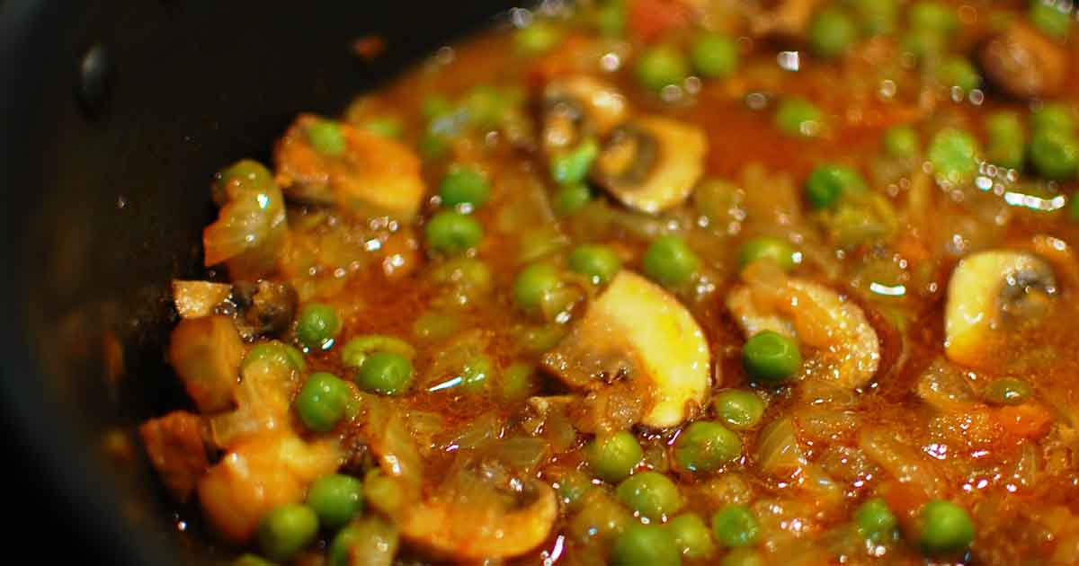 Matar Mushroom Recipe | Mushroom Muter Masala
