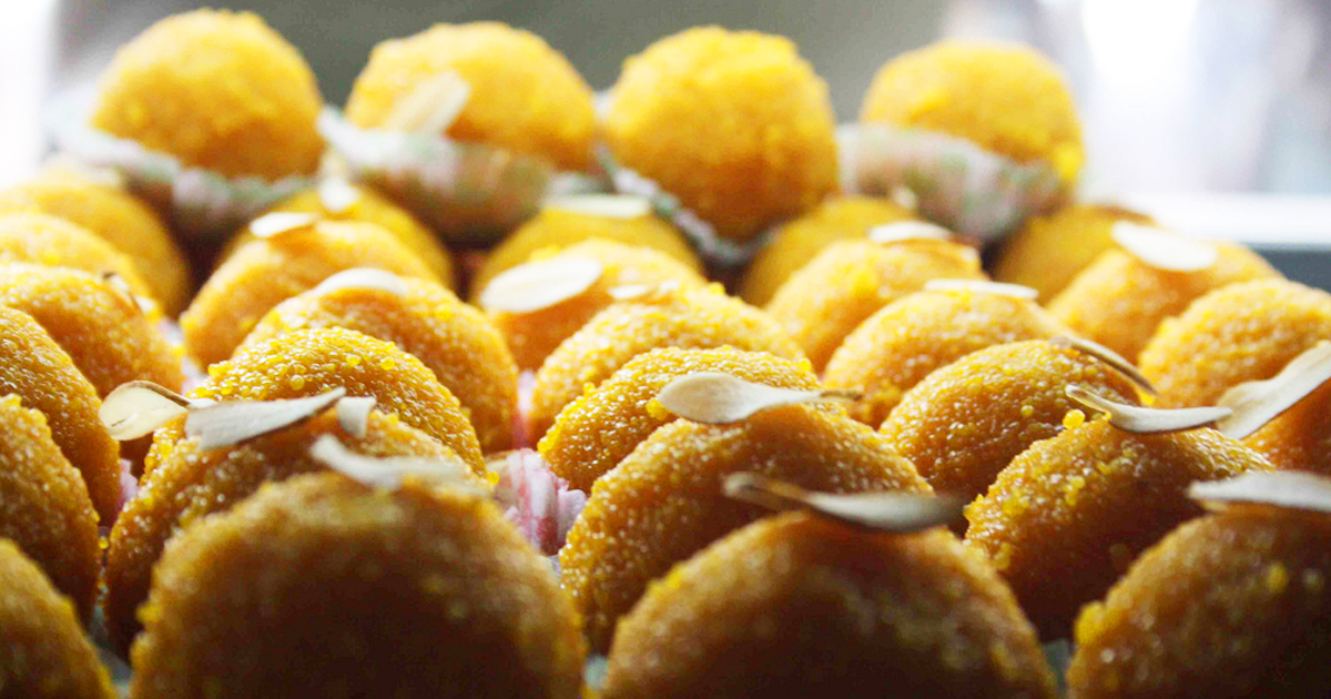 The Capital Bids Adieu To Its Age-Old Sweetshop, Ghantewala | HungryForever