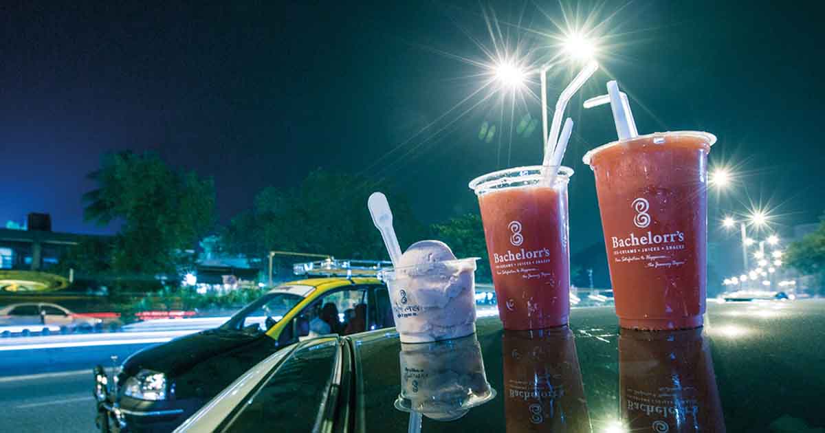 8 Of Mumbai's Best Street Stalls To Satisfy The Midnight Munchies