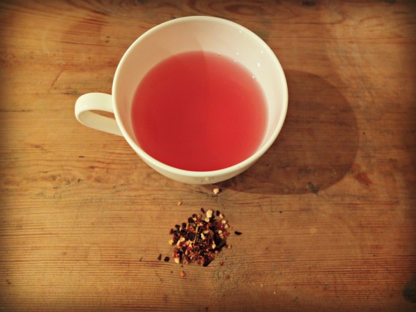 Herbal Christmas Tea Recipe - HungryForever Food Blog