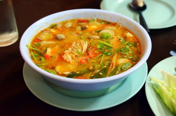 Tum Yum Soup Recipe - HungryForever Food Blog