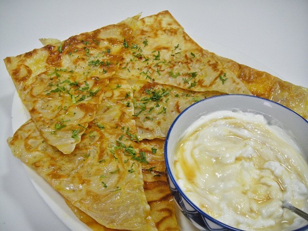 CRISPY FILO WITH YOGHURT RECIPE - HungryForever Food Blog