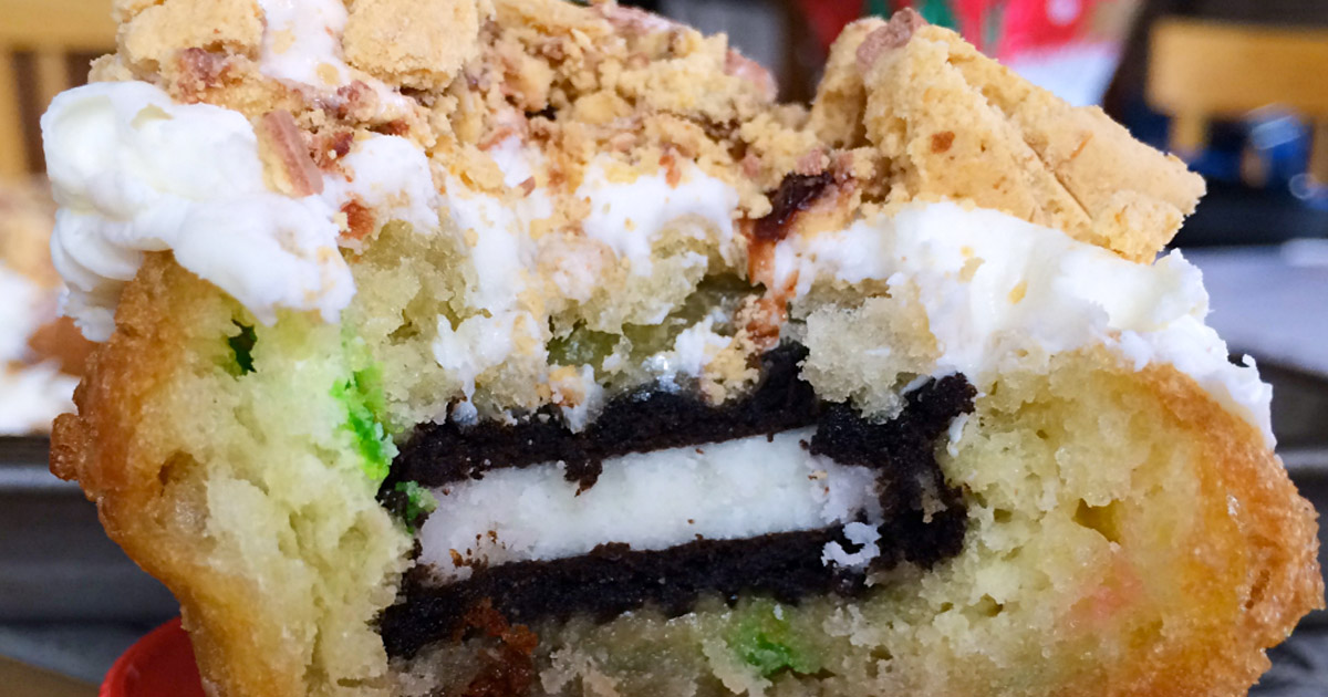 Have You Tried These Marijuana Deep Fried Oreos? - HungryForever Food Blog
