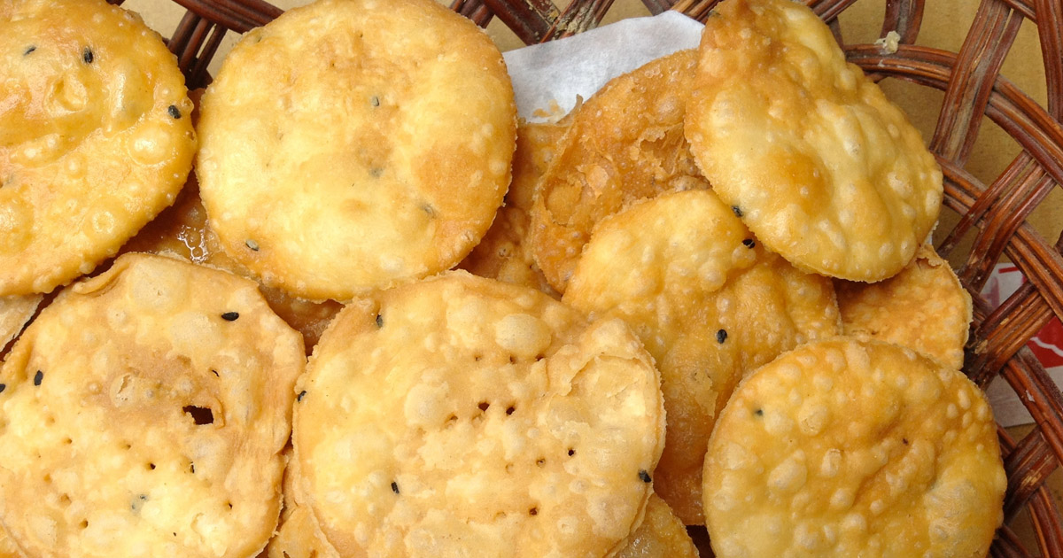 Papdi Recipe - HungryForever Food Blog