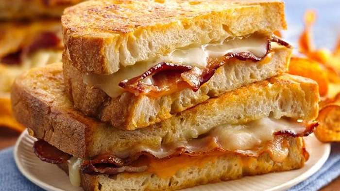 Tomato Bacon Grilled Cheese Recipe