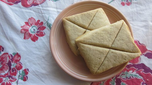 Lord Of The Rings Lembas Bread Recipe - HungryForever Food Blog
