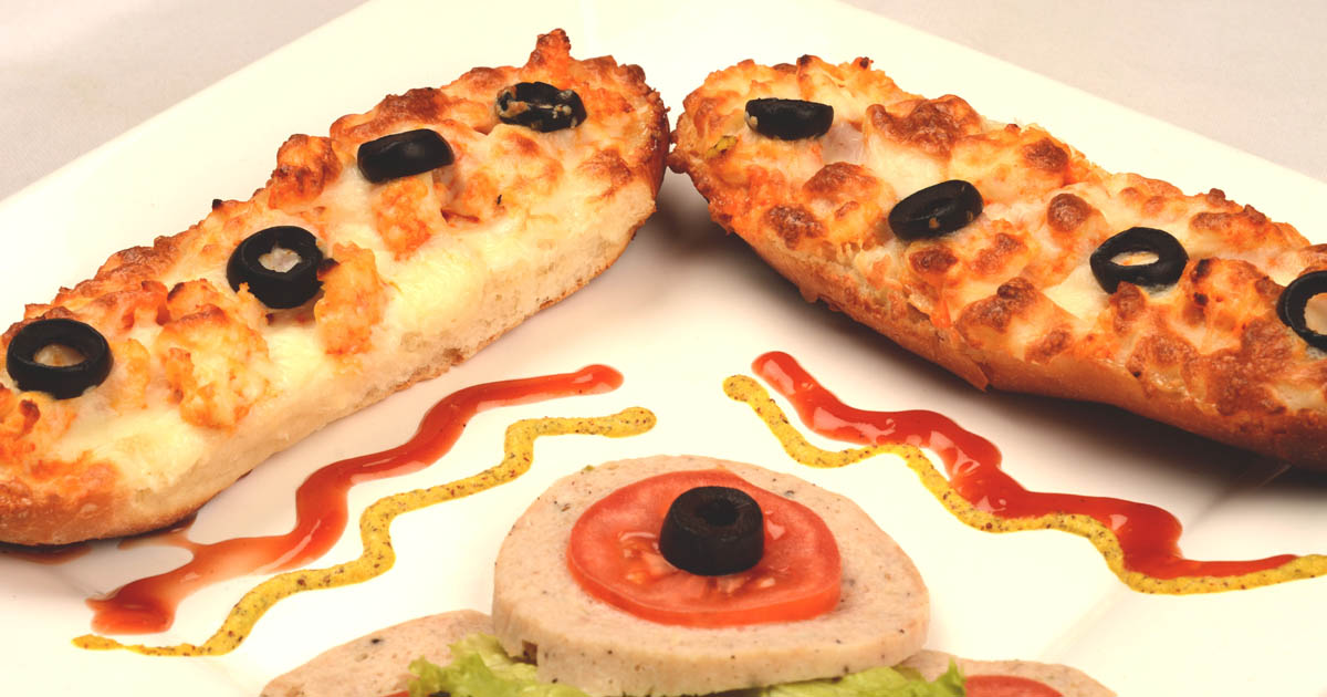 Good Hood Food: The Noida Guide - 8 Places To Hangout In & Around ...