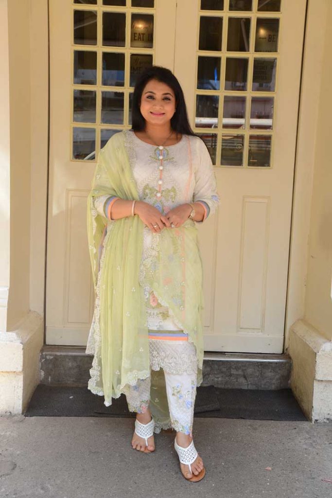 Chef Shazia Khan Launches New Cook Book “What’s On The Menu” In Mumbai ...