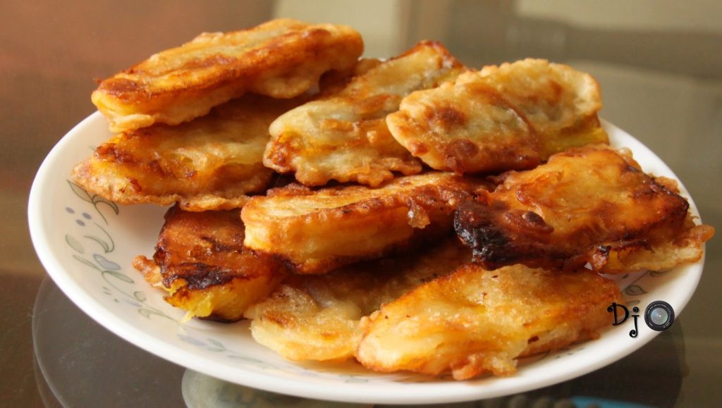 Pazham Pori Recipe - HungryForever Food Blog