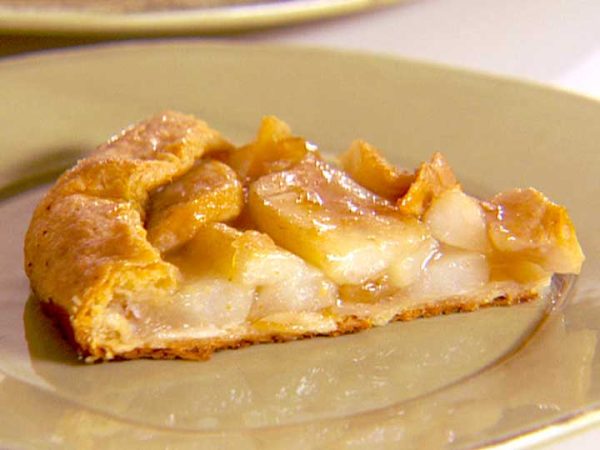 Shakespeare Pear Pie Recipe - HungryForever Food Blog