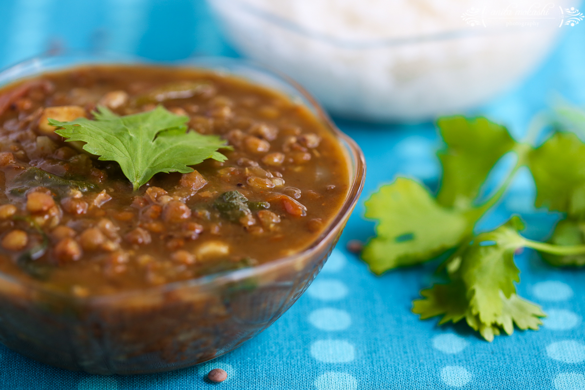 Akkha Masoor Recipe | Kolhapuri Akha Masoor Recipe