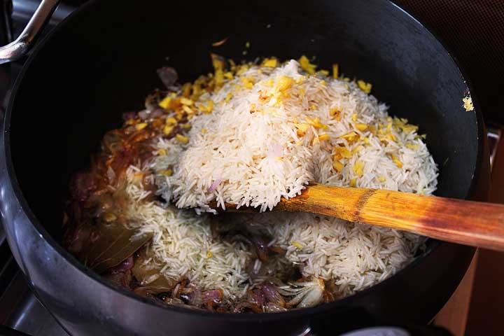 Cheeni Kum Zafrani Hyderabadi Pulao Recipe - HungryForever Food Blog