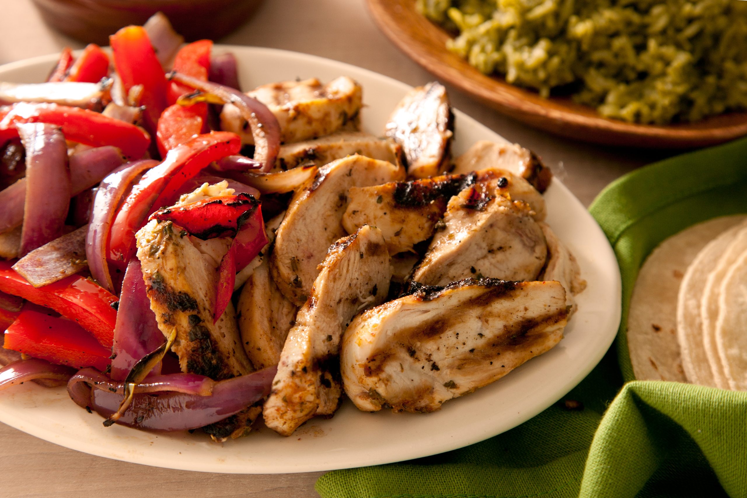 Chipotle Chicken Fajitas Recipe | Chicken Fajitas | HungryForever