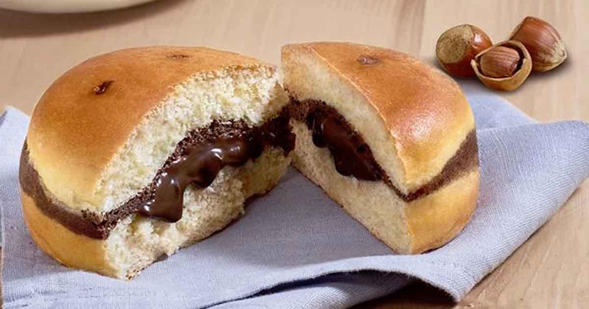Copycat McDonald’s Sweety With Nutella Burger Recipe - HungryForever ...