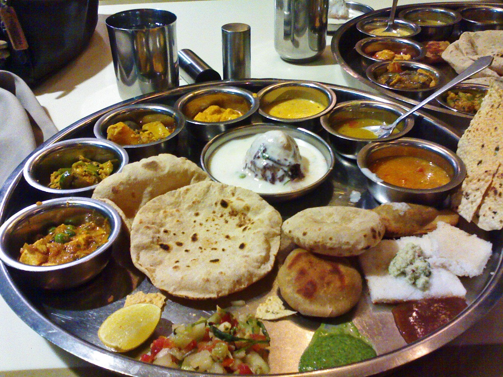 7 Best Gujarati Thali Places In Chennai | HungryForever