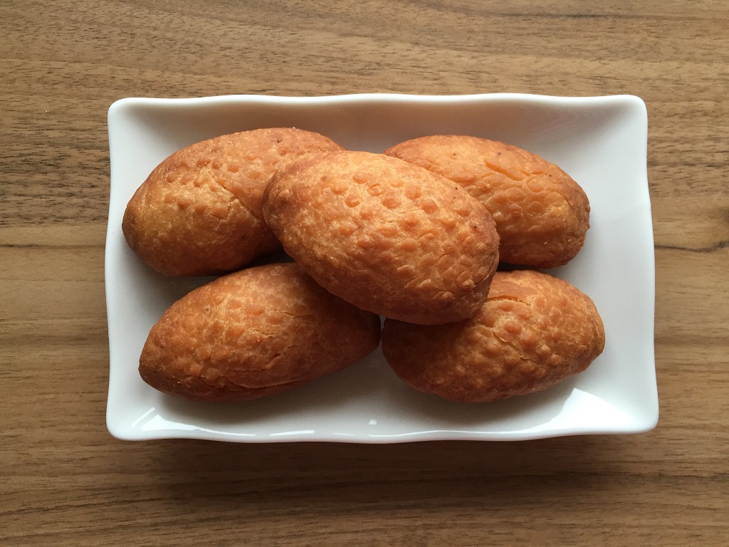 Khajoor Recipe (Thekua Recipe) | Spiced Indian Cookies | HungryForever