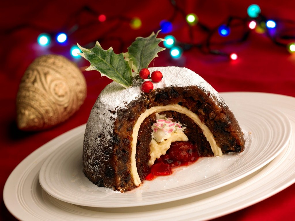Christmas Plum Pudding Recipe | HungryForever