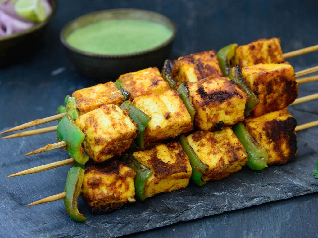 Herbed Paneer with Tandoori Dip Recipe | HungryForever