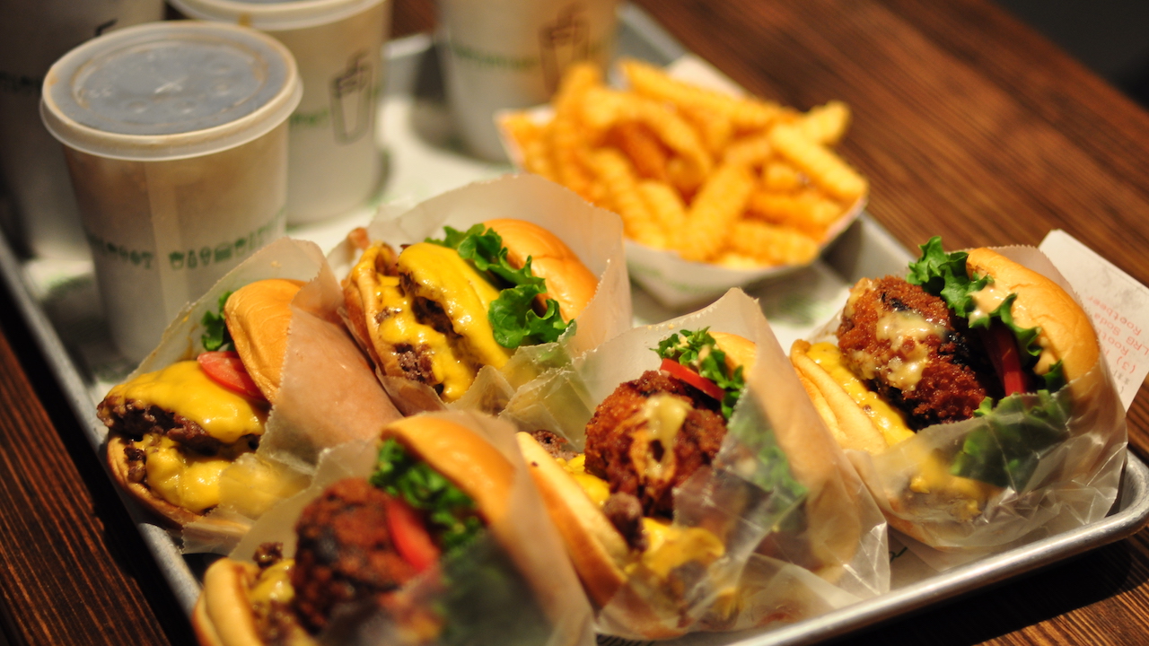 Shake Shack Will Roll Out A Limited Edition Barbeque Menu Soon ...