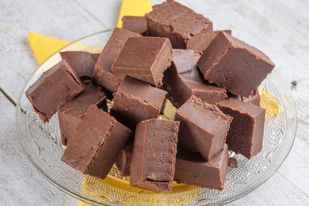 Mrs Weasley's Chocolate Fudge Recipe - HungryForever Food Blog