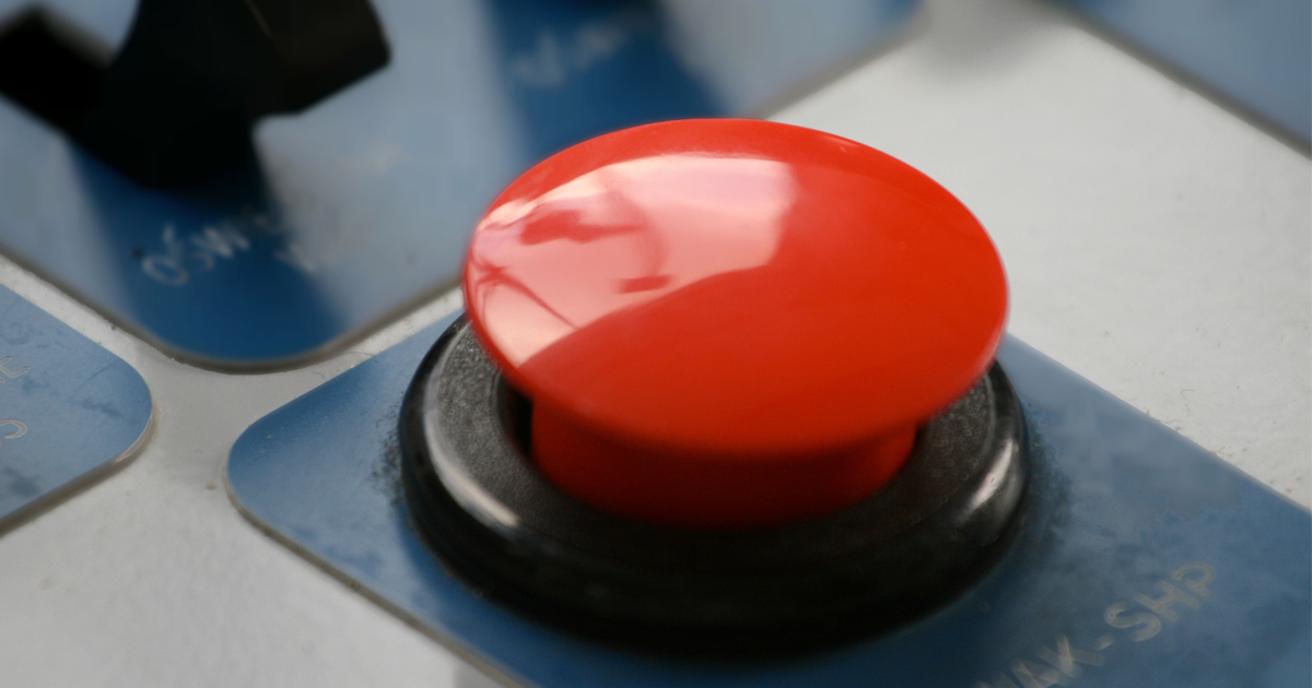 You Won’t Believe What This Button In Donald Trump’s Office Does ...
