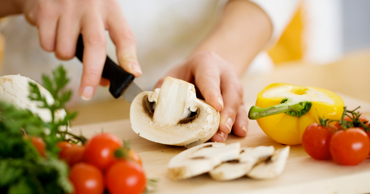 What's Your Biggest Cooking Pet Peeve? #POLL - HungryForever Food Blog