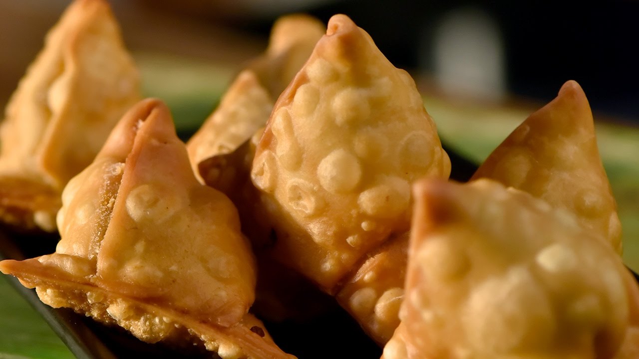 Paneer Samosa Recipe| How To Make Paneer Samosa | HungryForever
