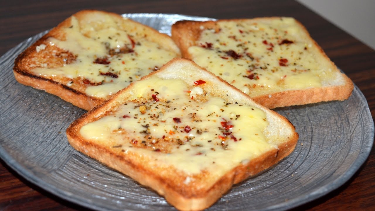 Garlic cheese toast recipe | Cheesy garlic bread recipe on tawa & oven