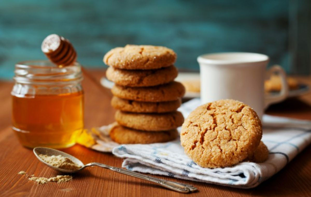 Winnie The Pooh's Favourite Honey Cookies - HungryForever Food Blog
