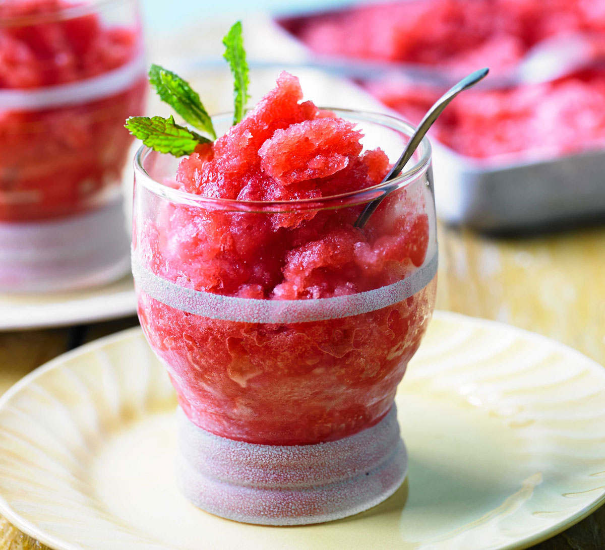 Mary Poppins Strawberry Ice Recipe - HungryForever Food Blog