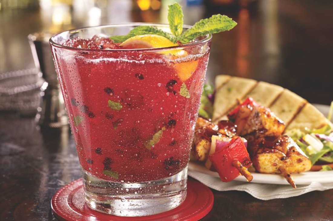 TGIF Is Bringing Fridays American Bar To India And We Can't Wait ...