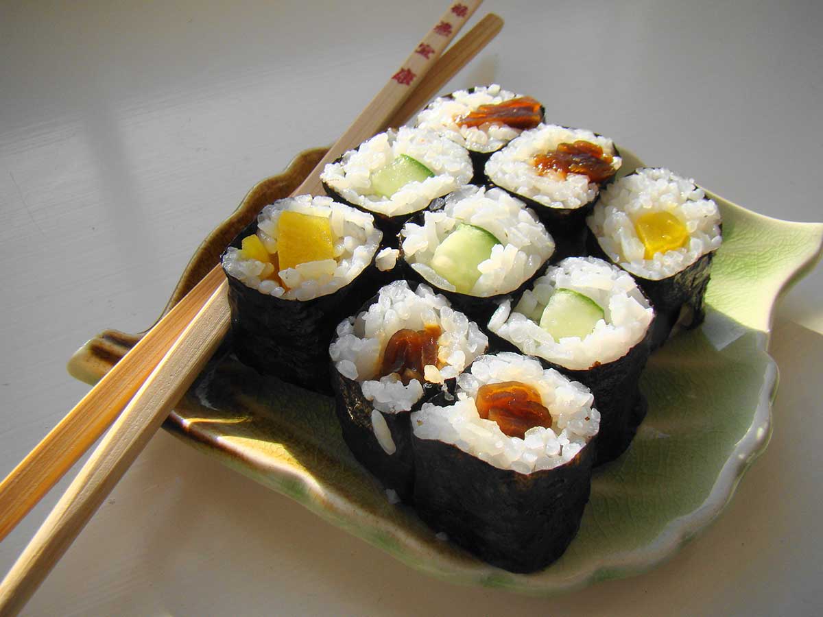 Suits: Sushi Roll Recipe - HungryForever Food Blog