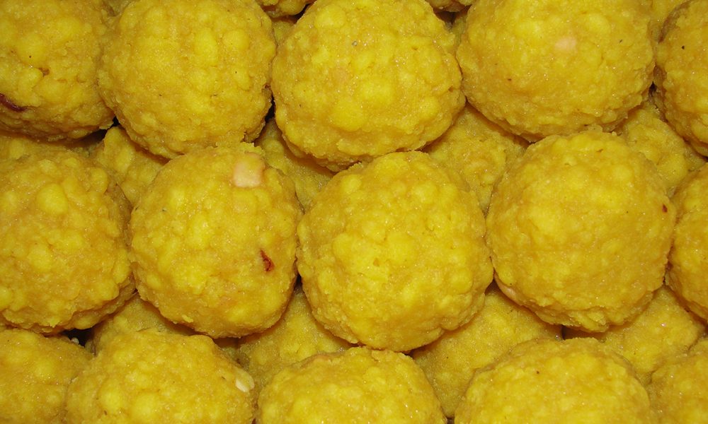 Doodhiya Kheech Recipe - HungryForever Food Blog