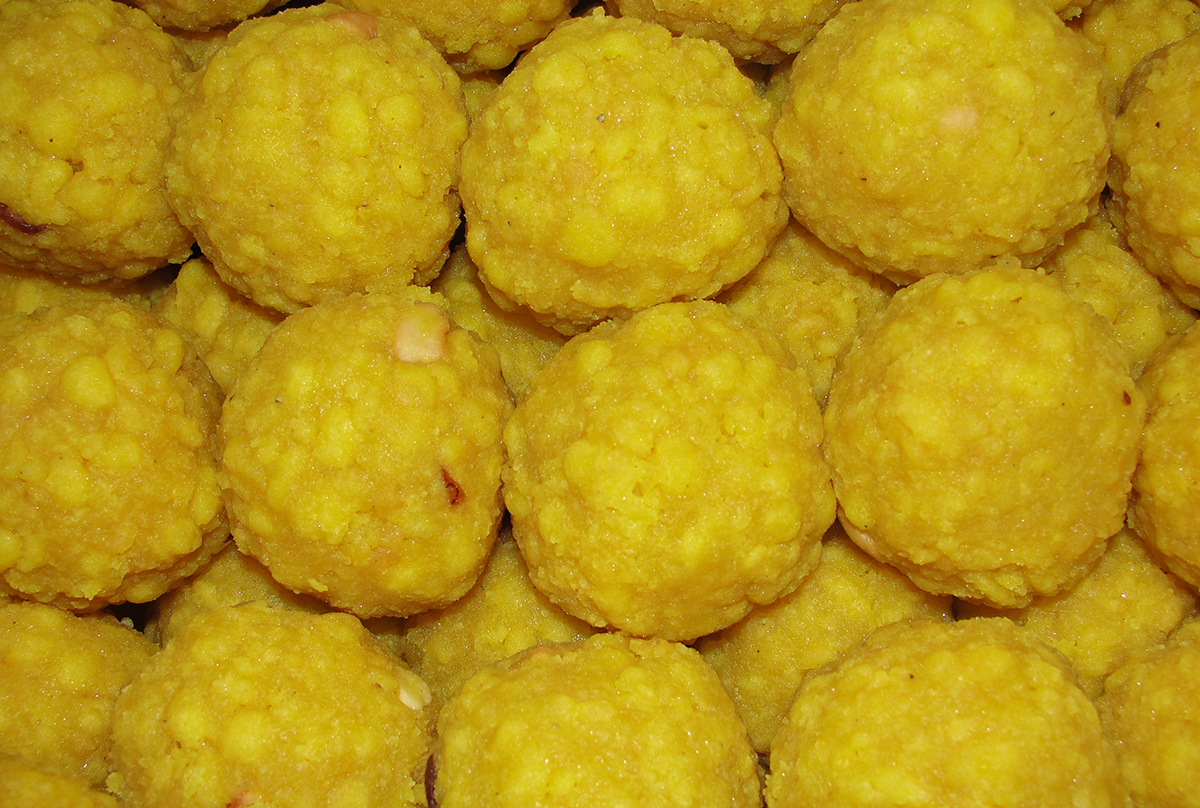 English Vinglish Boondi Laddoo Recipe - HungryForever Food Blog