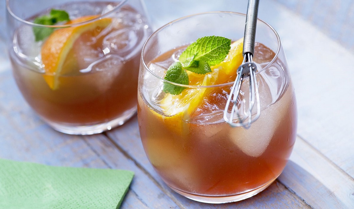 Spiked Southern Tea - HungryForever Food Blog