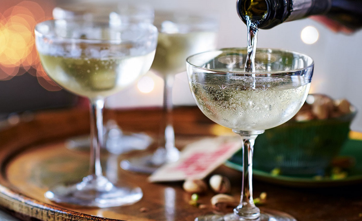 Twinkle Cocktail - HungryForever Food Blog