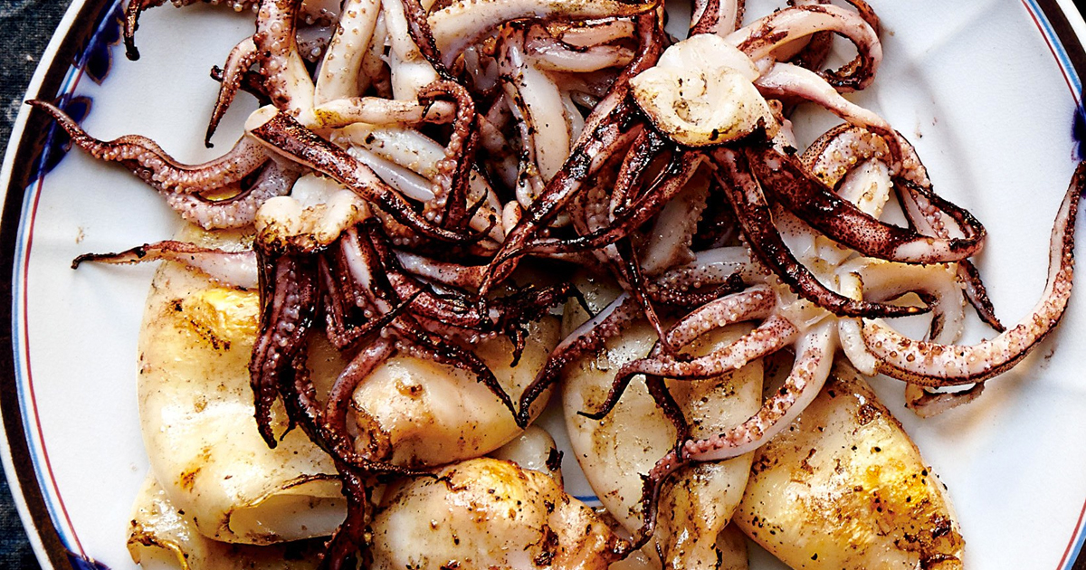 Grilled Squid Recipe - HungryForever Food Blog