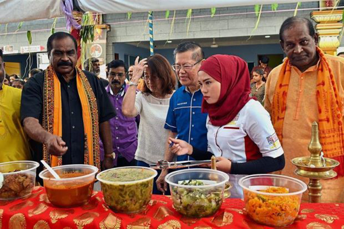 Malaysian Temple Sets A Record Of Serving Food To 5000 Devotees ...
