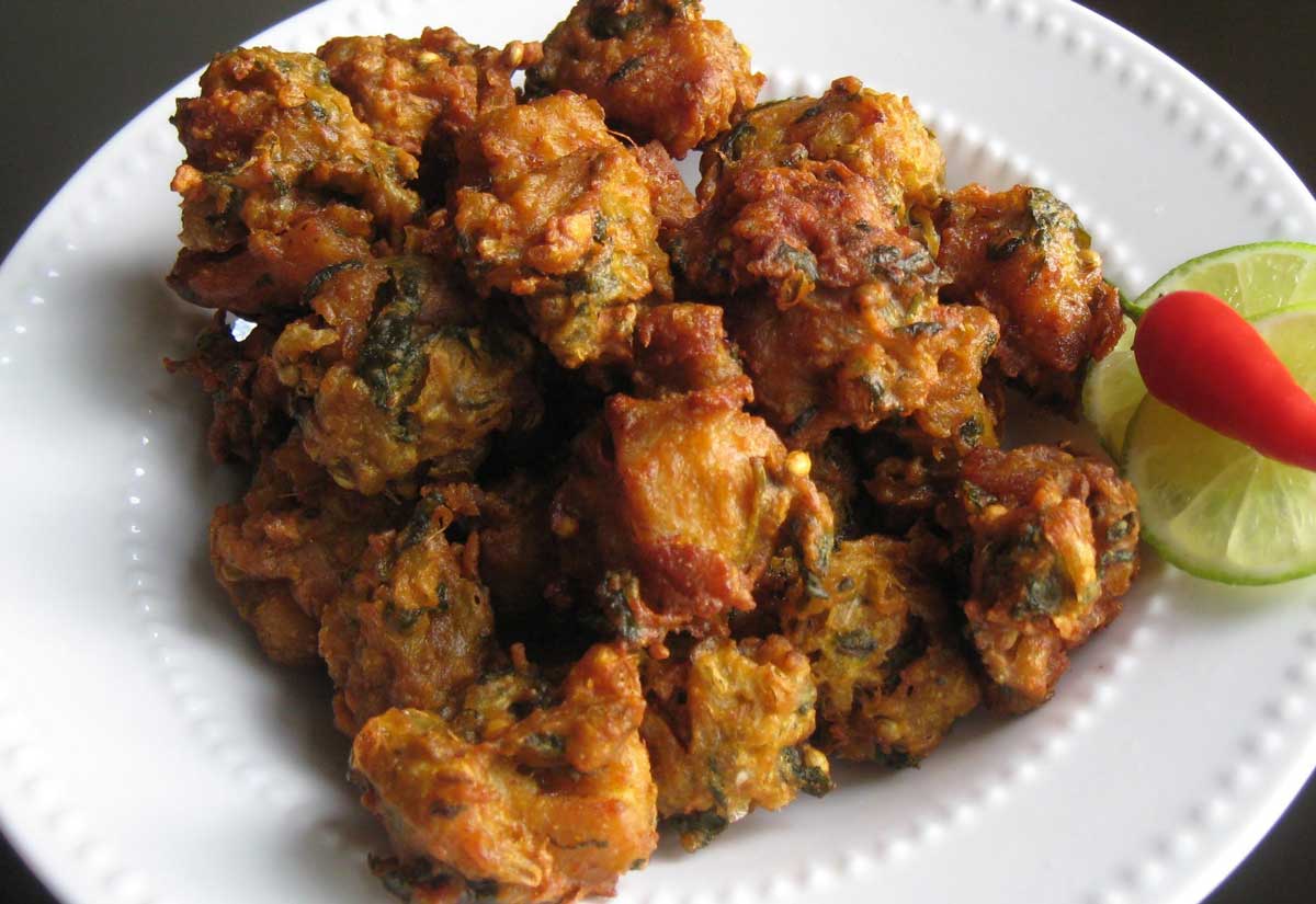 Chicken Pakora Recipe - HungryForever Food Blog