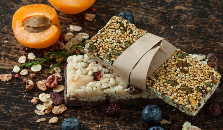 ENERGY BARS - ALL THAT YOU NEED TO KNOW - HungryForever Food Blog