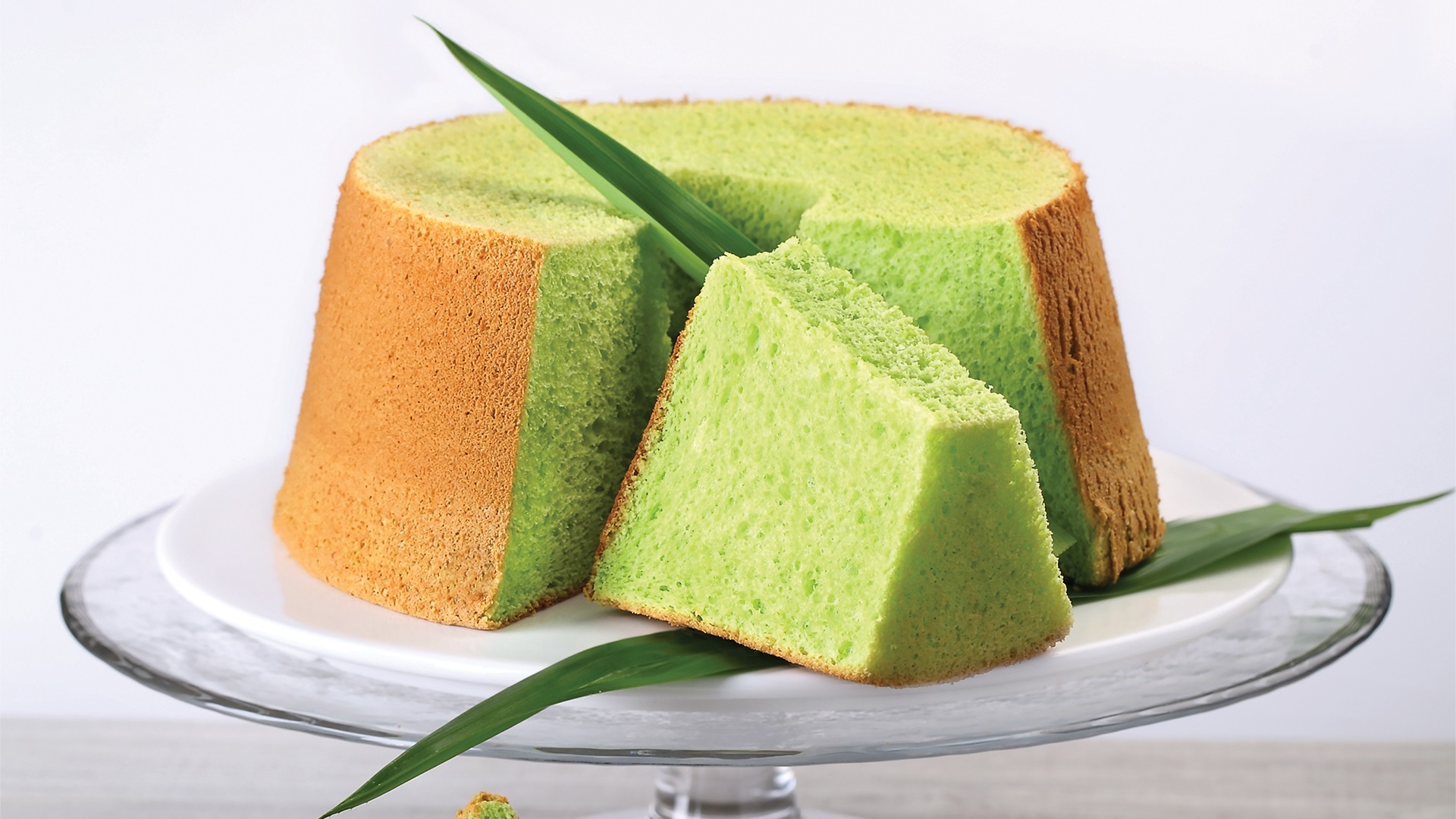 Pandan Chiffon Cake Recipe HungryForever Pandan Chiffon Cake Recipe HungryForever